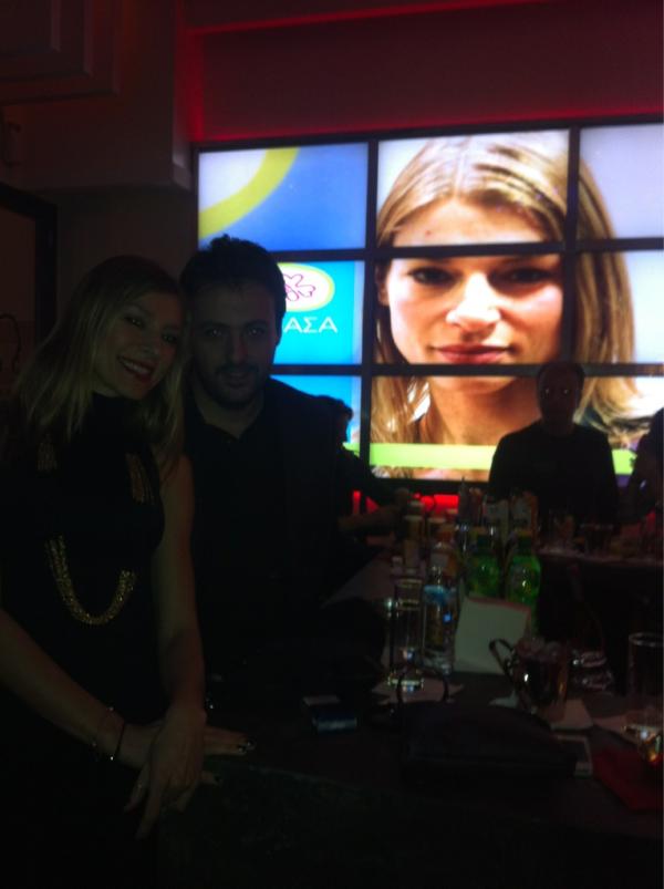 Ahxp9FmCEAA4Tt_ | Anasa